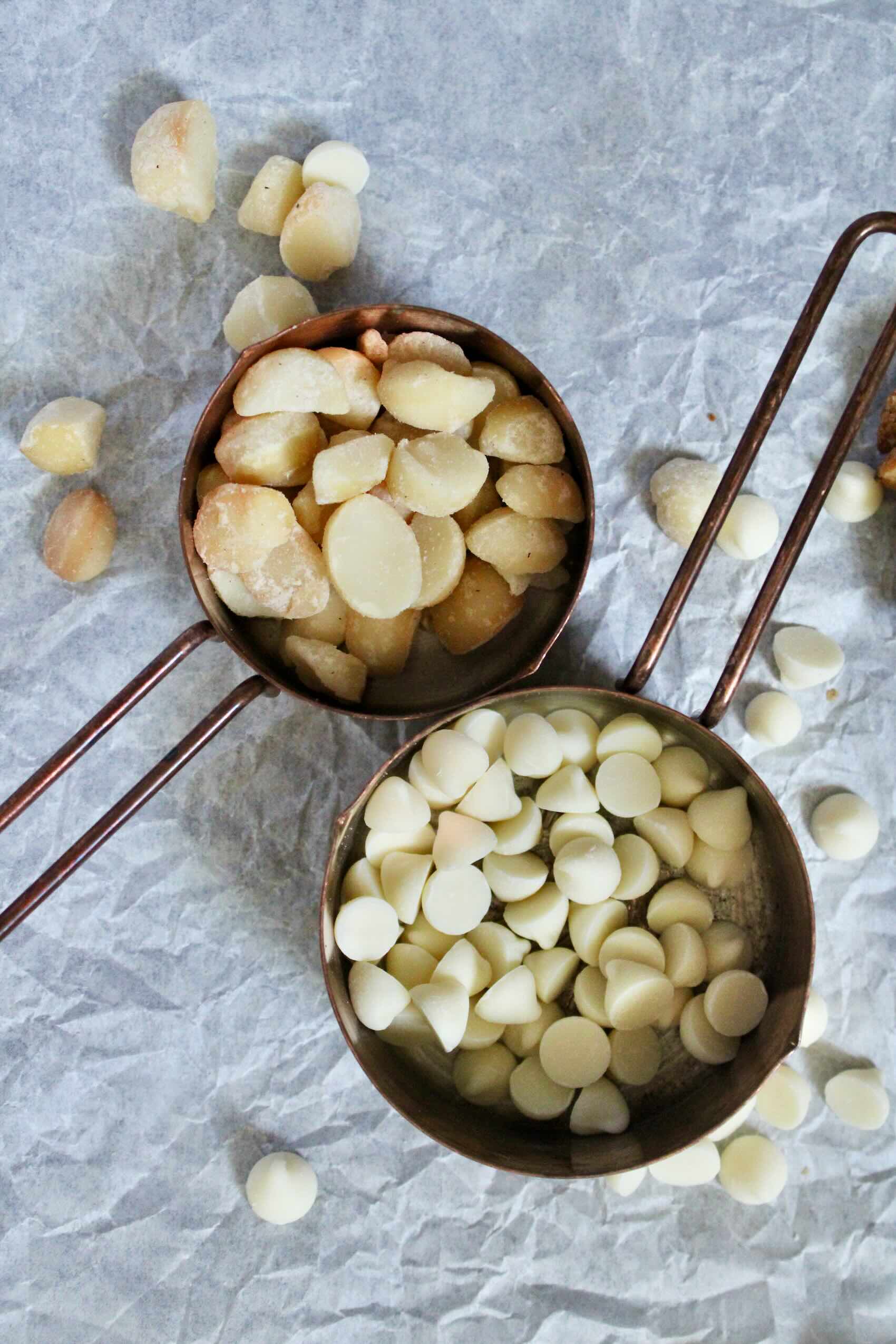 Date Sweetened White Chocolate Macadamia Nut Cookies